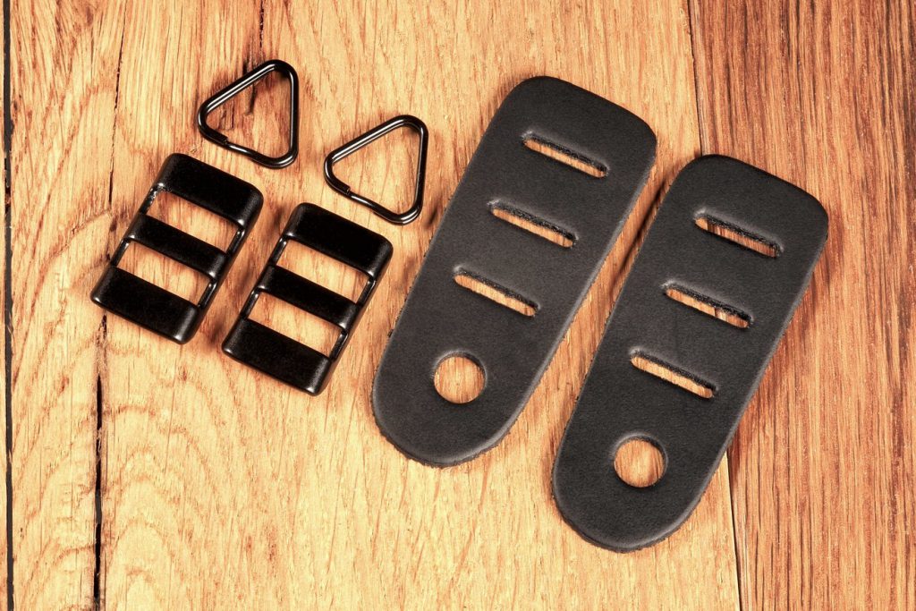 Camera protection, triangle rings black, stainless steel clamps black ...